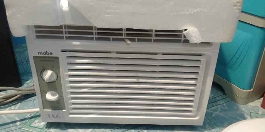 MABE MEV05VV 0.6hp Window Aircon, TV & Home Appliances, Air ...