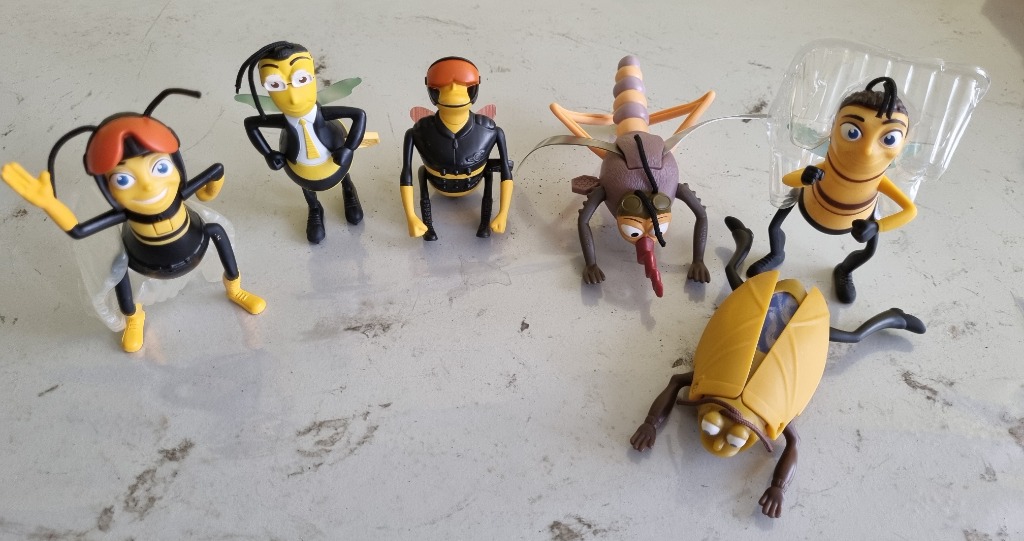 McDonald's Bee Movie set, Hobbies & Toys, Collectibles & Memorabilia ...