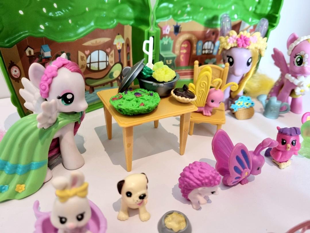 My Little Pony Cottage, Hobbies & Toys, Toys & Games on Carousell