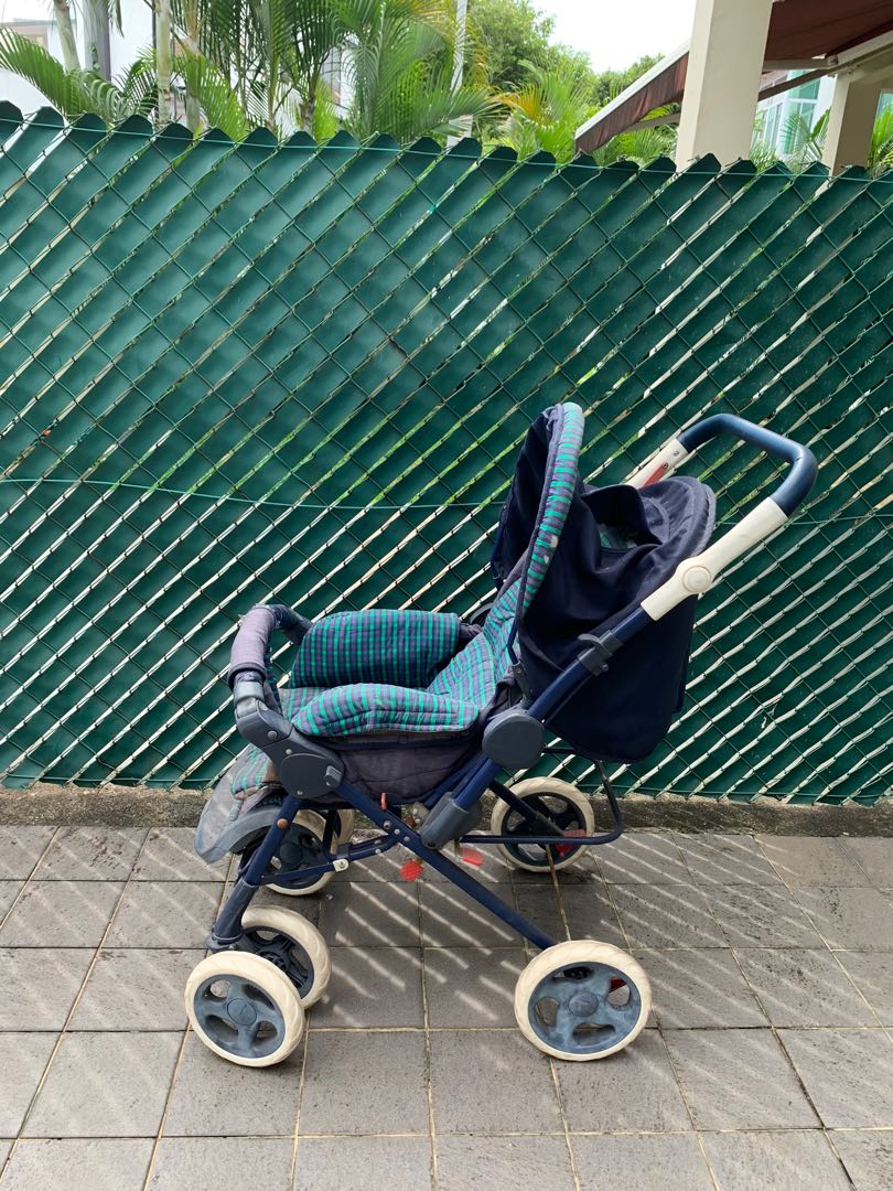 Old school styled stroller, Babies & Kids, Going Out, Strollers on ...