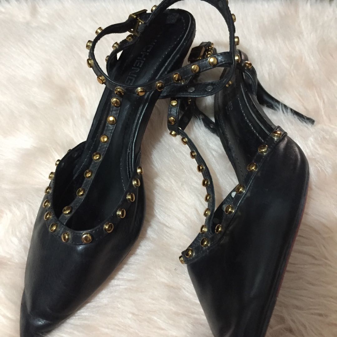 Vl, Women's Fashion, Footwear, Heels on Carousell