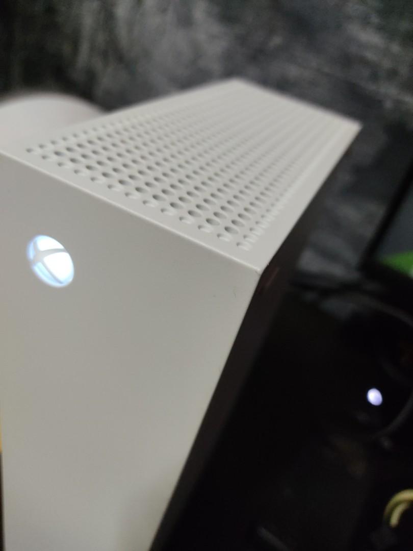 Xbox Series S (used) $380, Video Gaming, Video Game Consoles, Xbox on Carousell