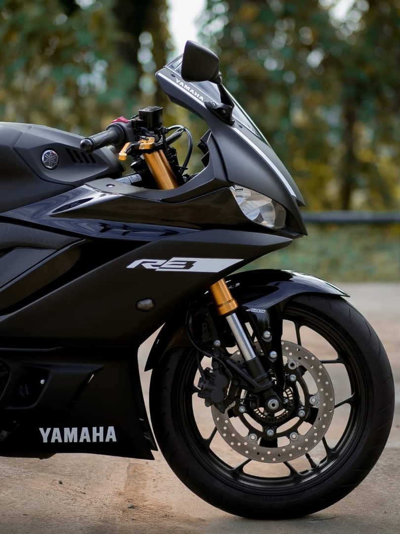 Yamaha r3 v2 2019, Motorbikes, Motorbikes for Sale on Carousell