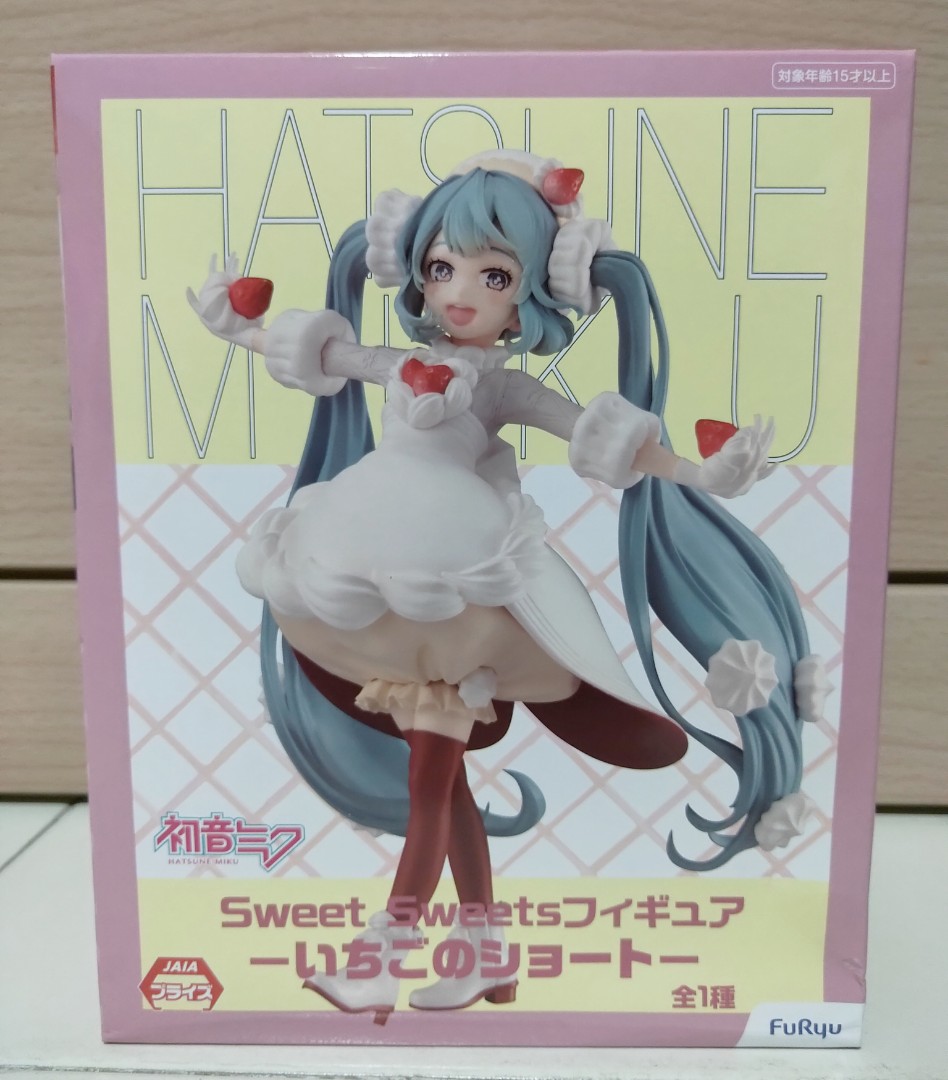 Hatsune Miku Sweet Sweets Figure/Figurine, Hobbies & Toys, Toys & Games ...