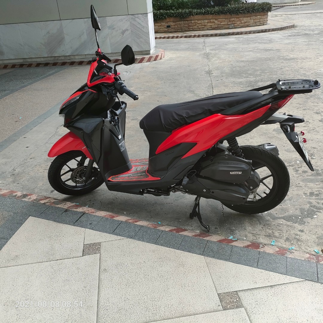 Honda Click 125i 2300km ODO 6mos, Motorbikes, Motorbikes for Sale on ...