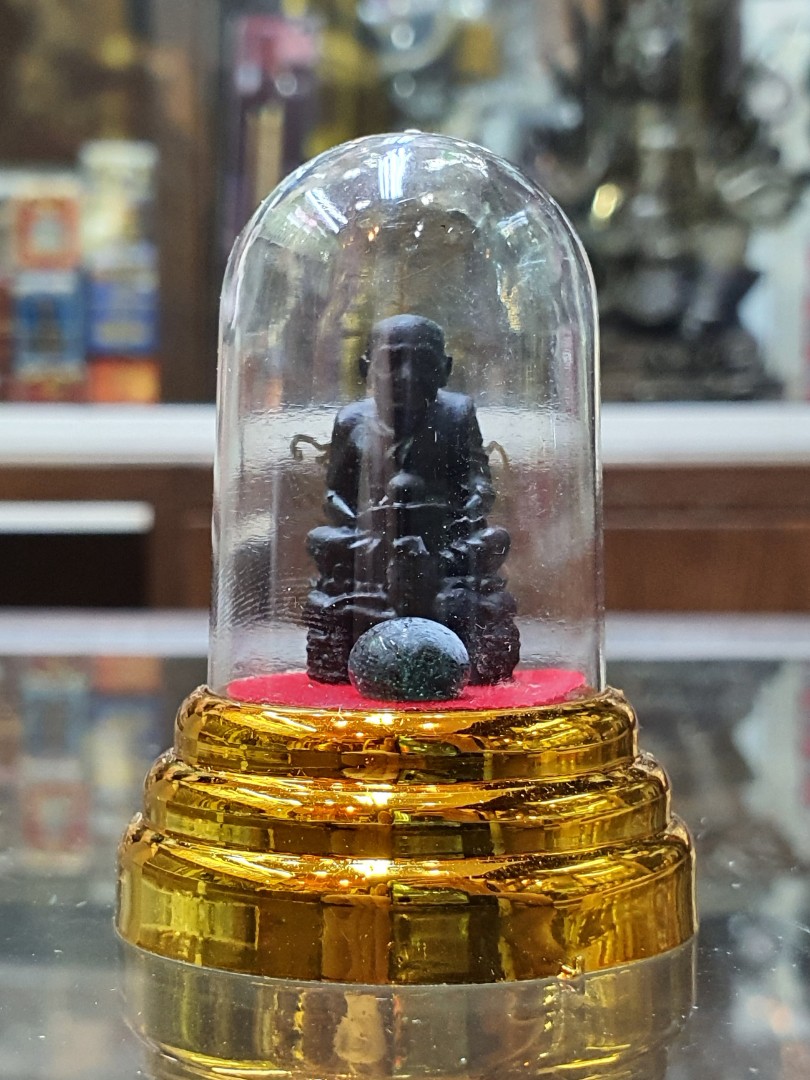 Lp Thuad Mini Bucha, Hobbies & Toys, Memorabilia & Collectibles ...