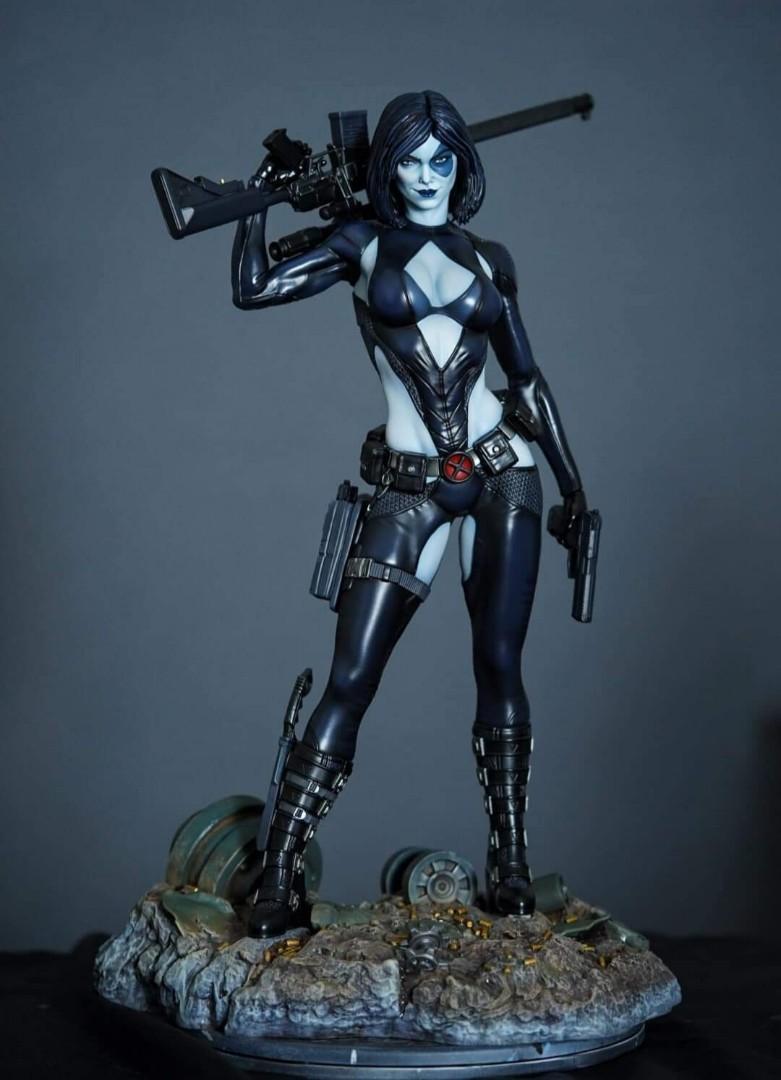 [MASTER CUSTOM] Domino Statue, Hobbies & Toys, Toys & Games on Carousell