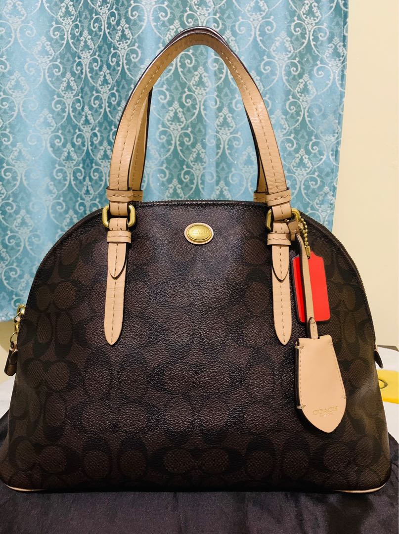 Original Coach Alma, Luxury, Bags & Wallets on Carousell