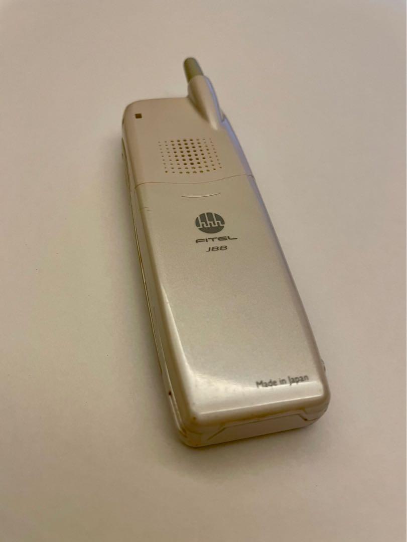 PHS J88懷舊手機, 手機及配件, 電子周邊配件及產品, 電池及充電器在旋轉拍賣