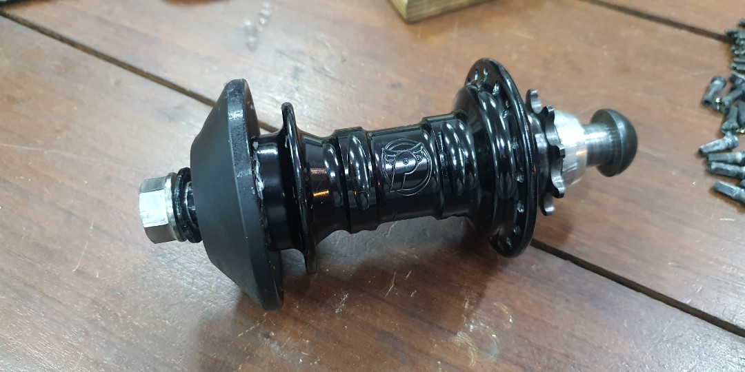 Profile Mini Rear LHD Female Hub, Sports Equipment, Bicycles & Parts ...
