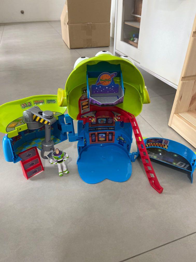 Toy story alien transform play set, Hobbies & Toys, Toys & Games on ...