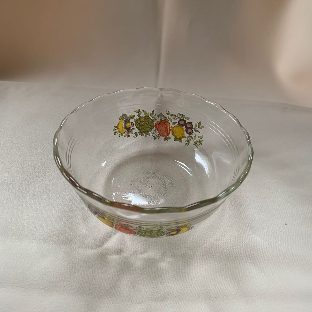 Vintage PYREX Small Glass Custard Bowls with Scalloped Edges Made in ...