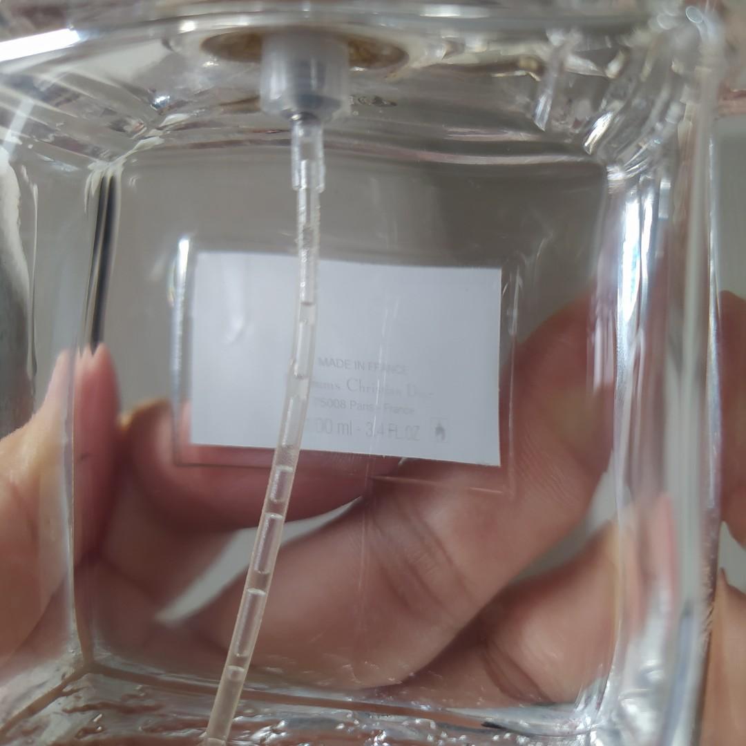 Botol Parfum Miss Dior, Kesehatan & Kecantikan, Parfum, Kuku & Lainnya ...