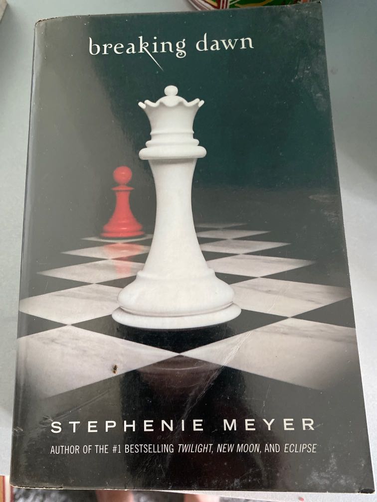 Breaking dawn book, Hobbies & Toys, Books & Magazines, Fiction & Non ...
