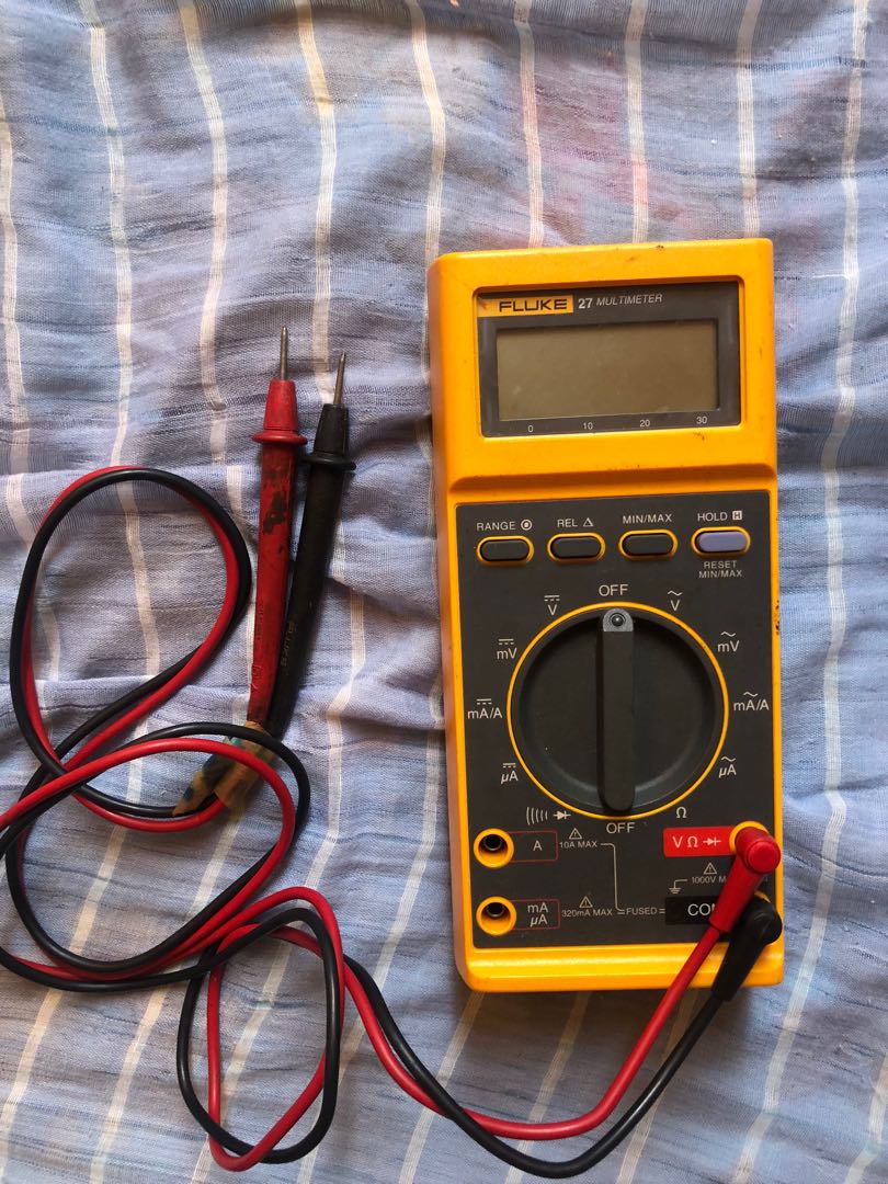 Fluke 27 Multimeter, Commercial & Industrial, Construction Tools ...