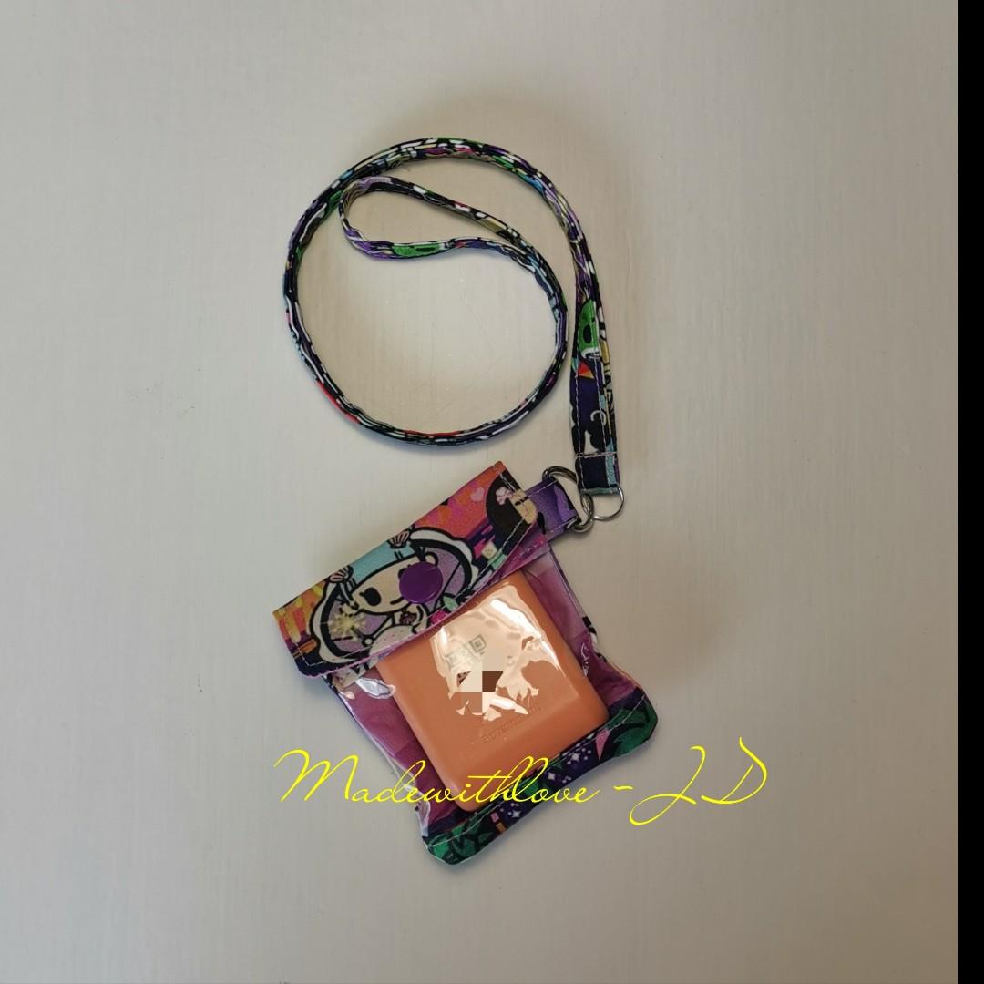 Handmade Trace together token pouch with clear vinyl, Hobbies & Toys ...