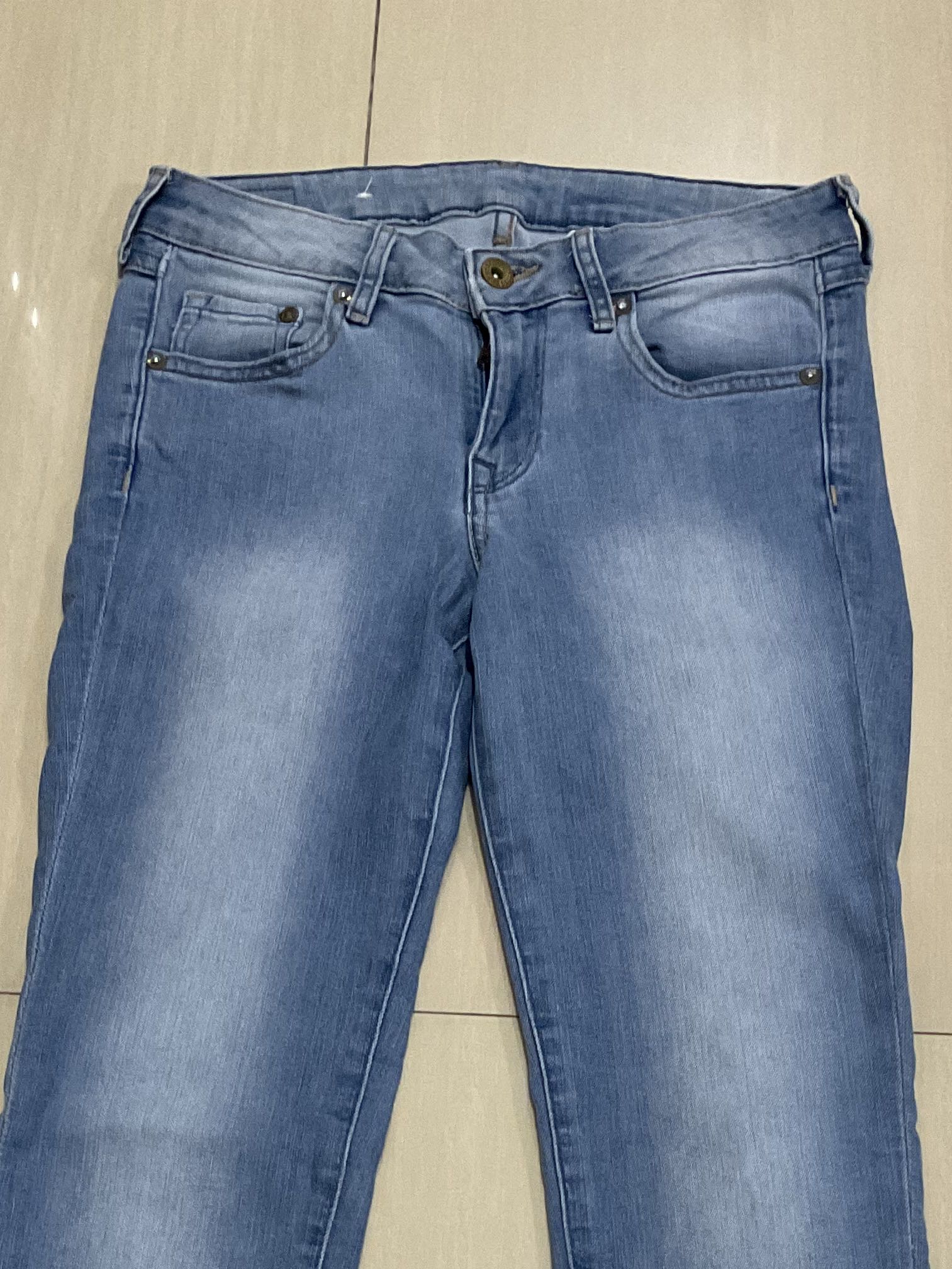 H&M Super Skinny Low Waist Jeans, Women's Fashion, Bottoms, Jeans on ...