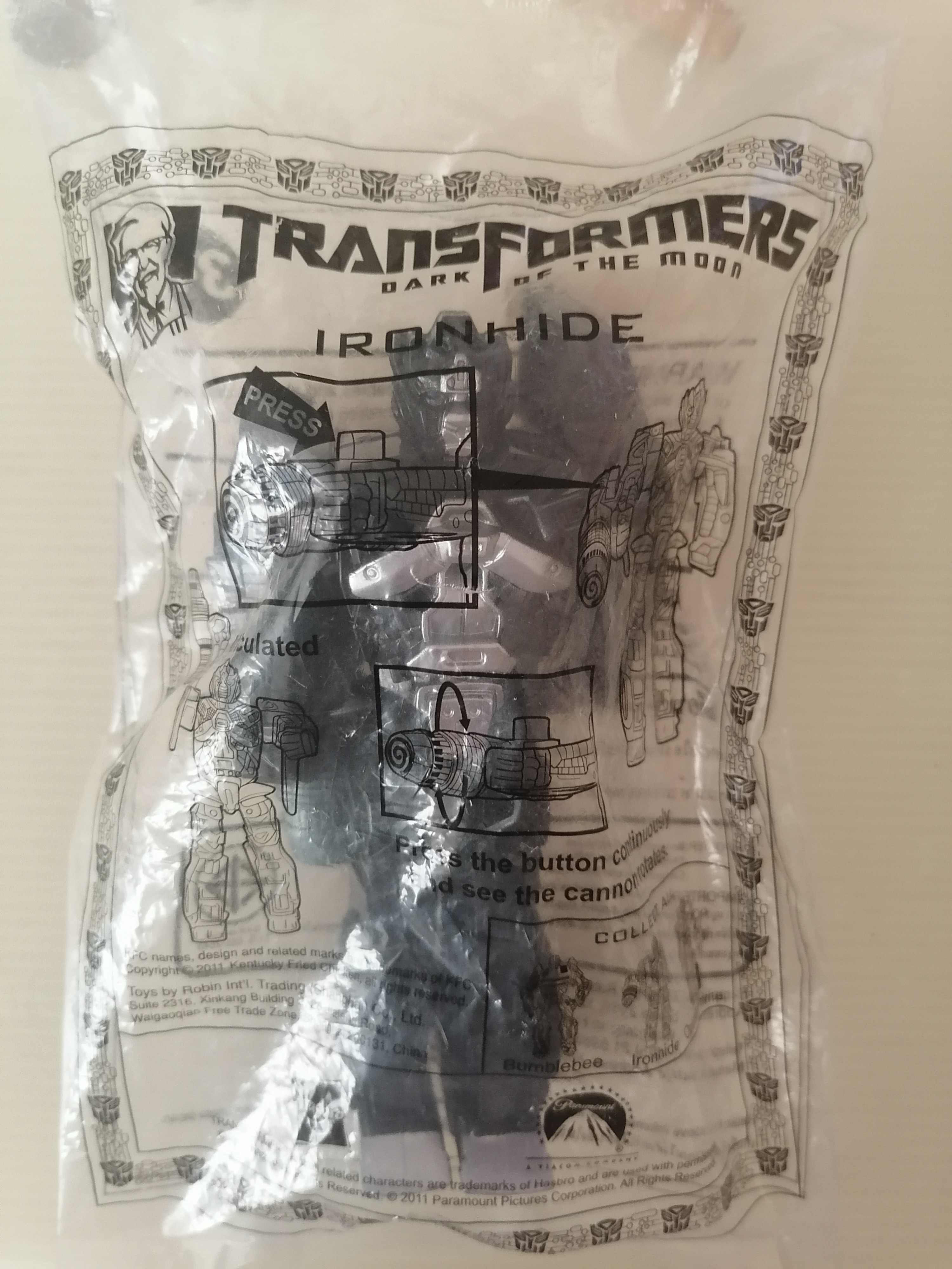 KFC transformer Ironhide, Hobbies & Toys, Collectibles & Memorabilia ...