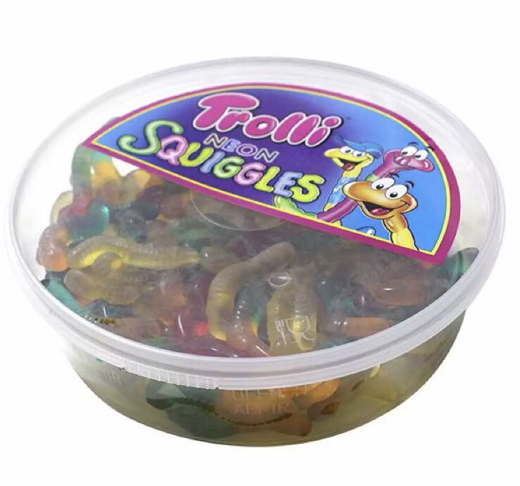 Trolli Neon Squiggles Gummy Candies 500g, Food & Drinks, Packaged ...