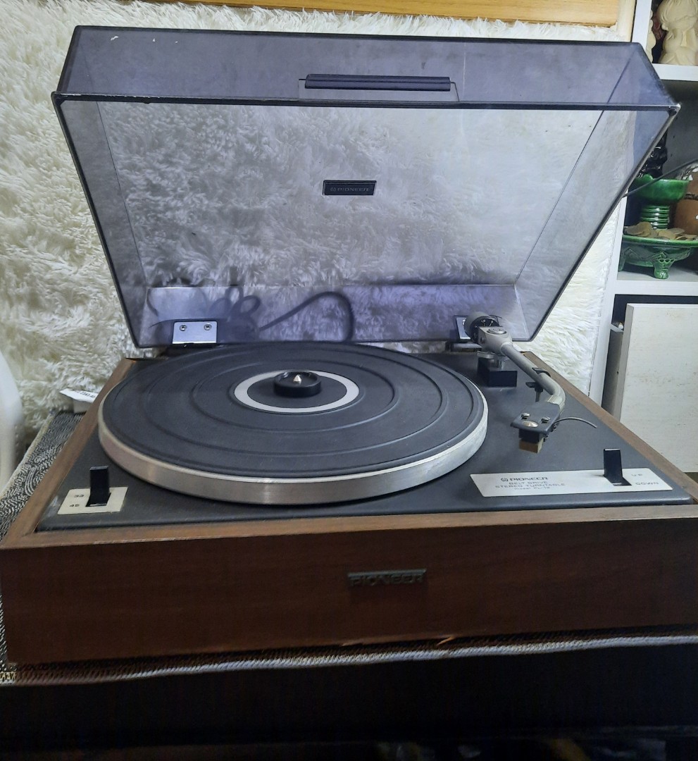 Vintage pioneer turntable PL-12, Hobbies & Toys, Memorabilia ...