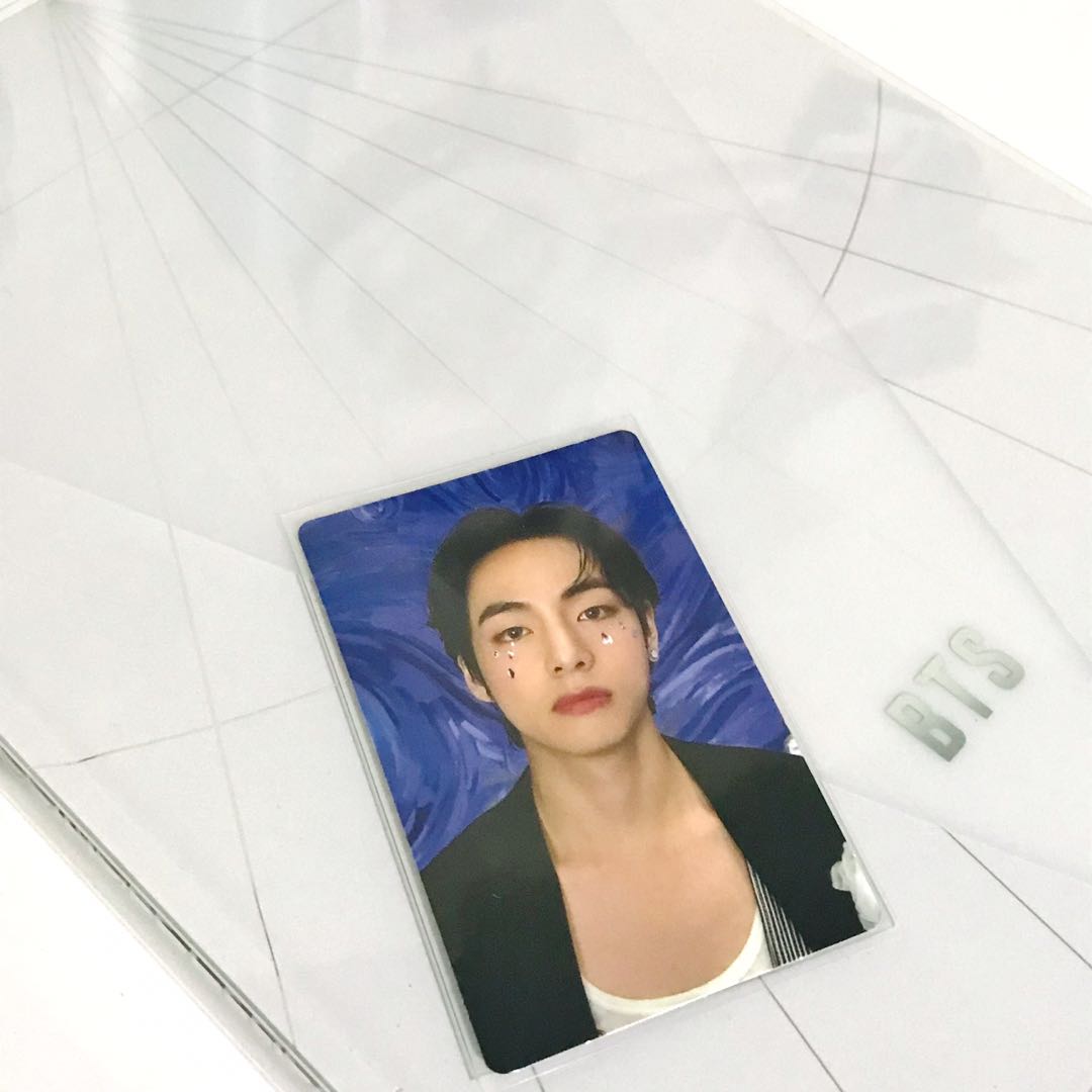 WTS LFB MOTS Concept Photobook Complete Inclusion with Taehyung Photocard PC, Hobbies & Toys ...