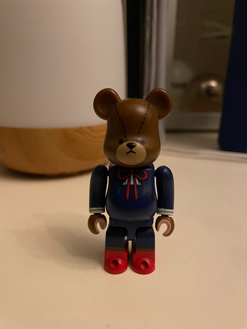 Bearbrick 100% The Bear’s School 小熊學校 （Series 25), 興趣及遊戲, 玩具 & 遊戲類 ...
