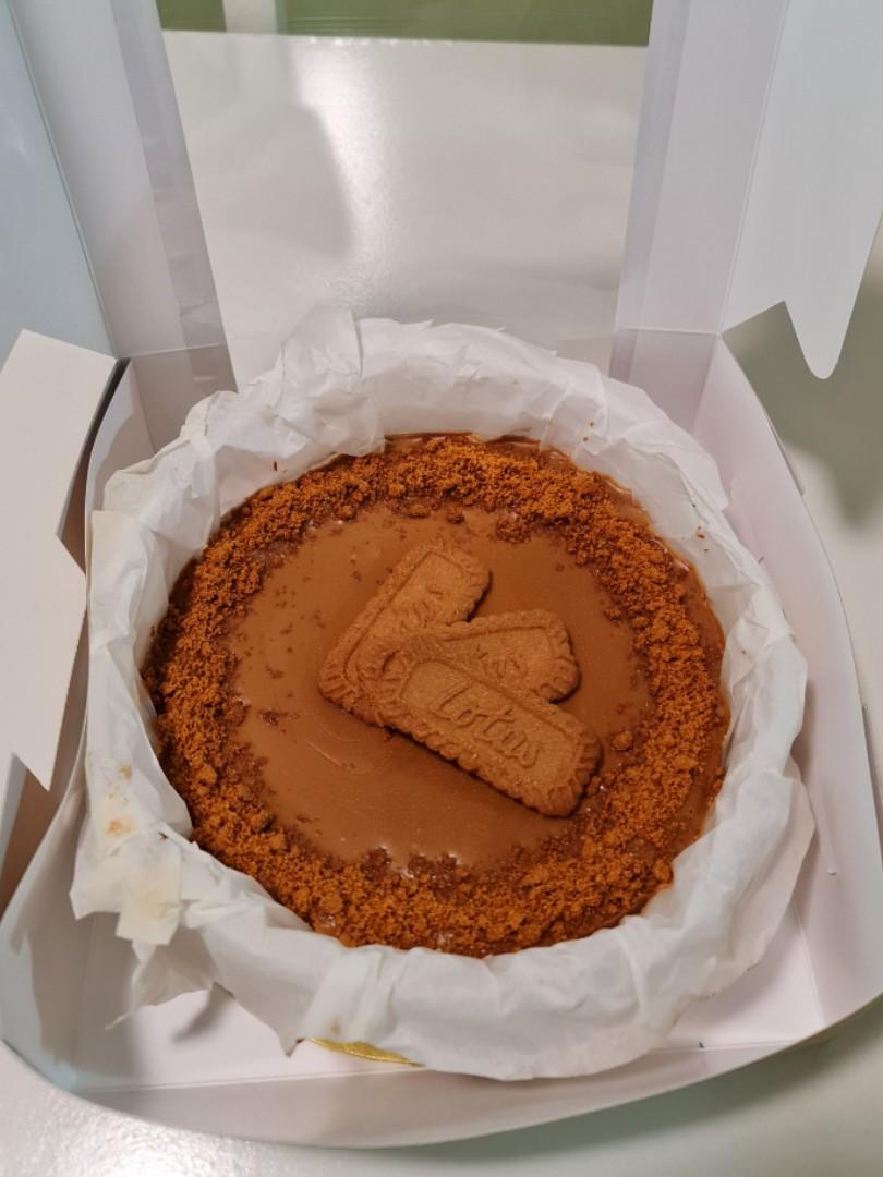 Biscoff basque burnt cheesecake, Food & Drinks, Homemade Bakes on Carousell
