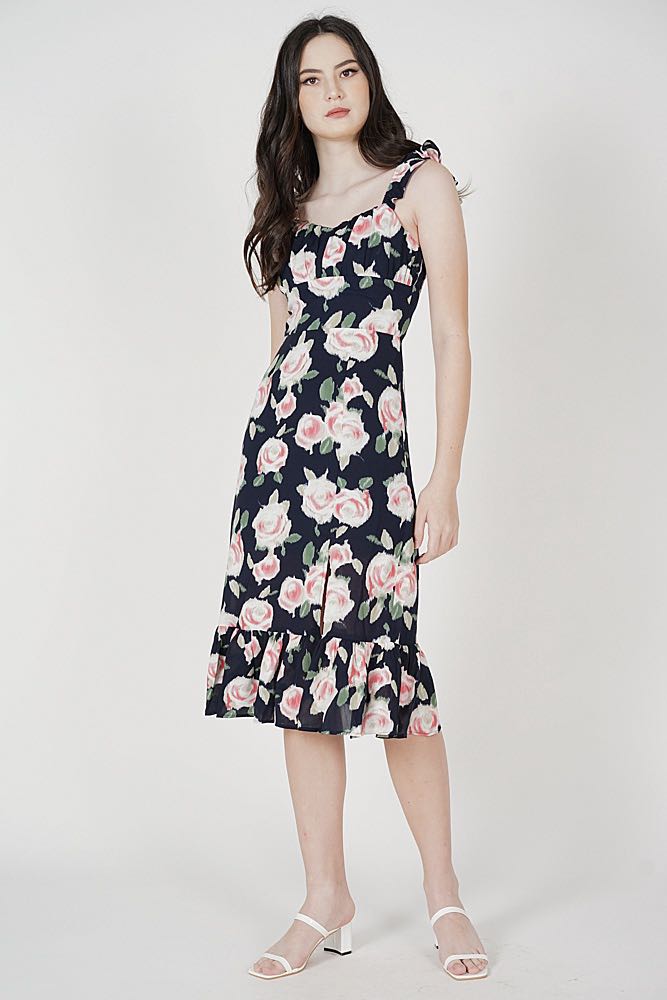 BNWT MDS Ariel Ruffled MIDI Dress, Women's Fashion, Dresses & Sets, Dresses on Carousell