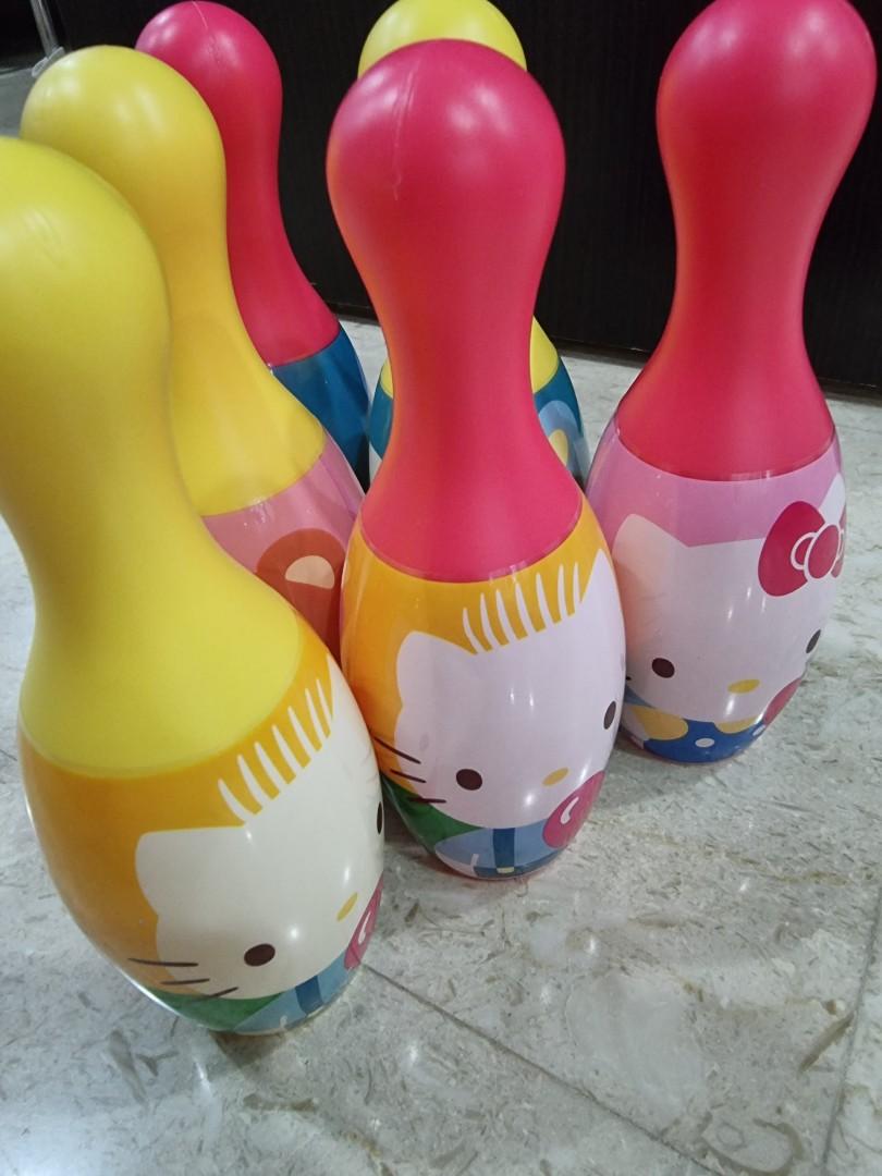 Hello Kitty Bowling Set, Hobbies & Toys, Toys & Games on Carousell