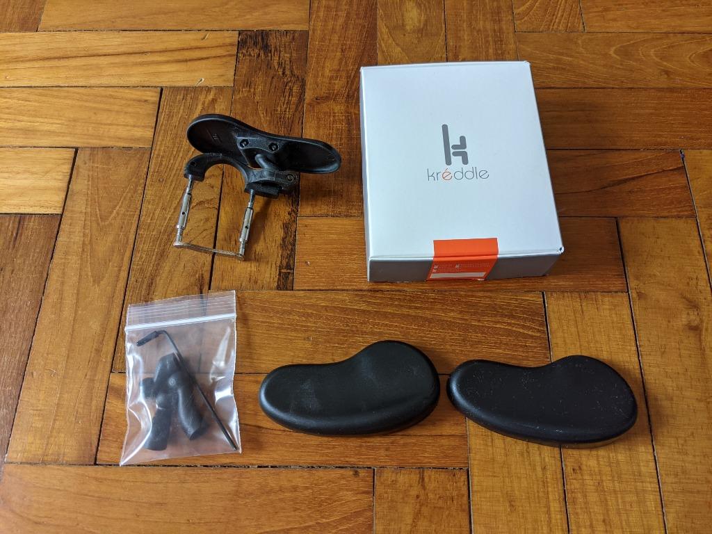Kreddle Violin 4/4 Chinrest Center Mount, Hobbies & Toys, Music & Media ...