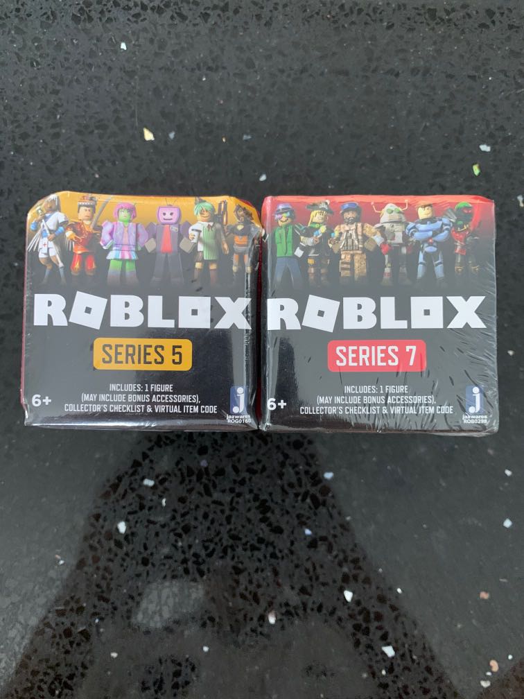 Roblox series 5 and 7 toy, Hobbies & Toys, Toys & Games on Carousell