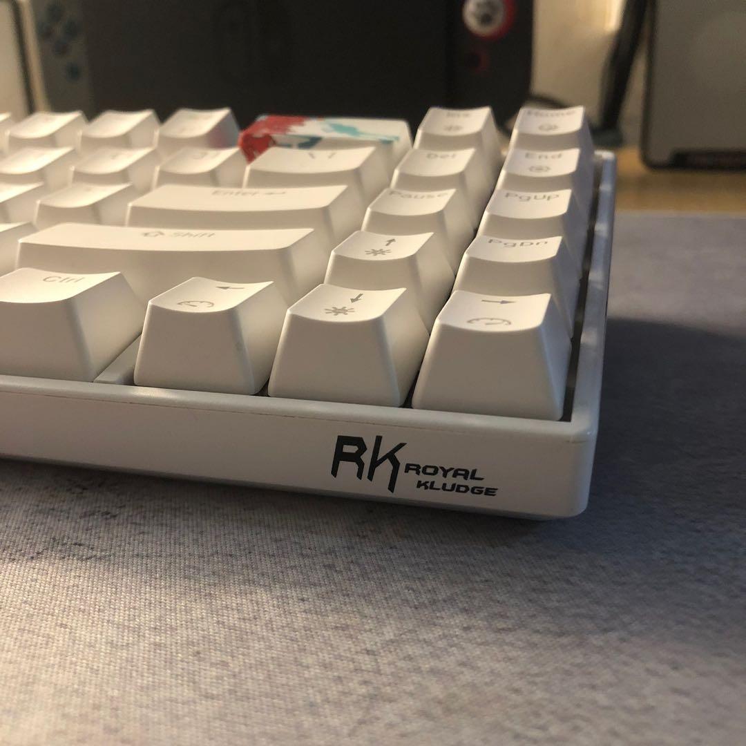 Royal Kludge RK71 Brown Switch with Free Sea Coral Keycaps, Computers ...