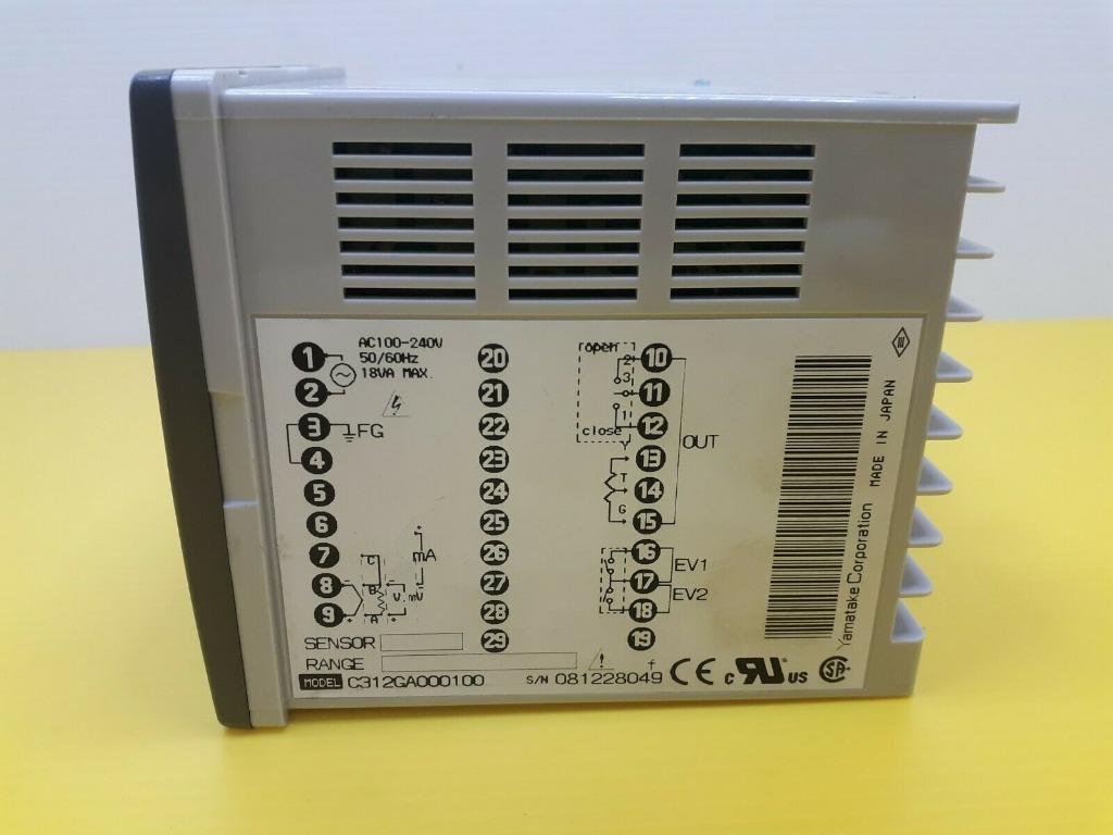 azbil SDC31 C312GA000100 digital indicating controller Yamatake ...