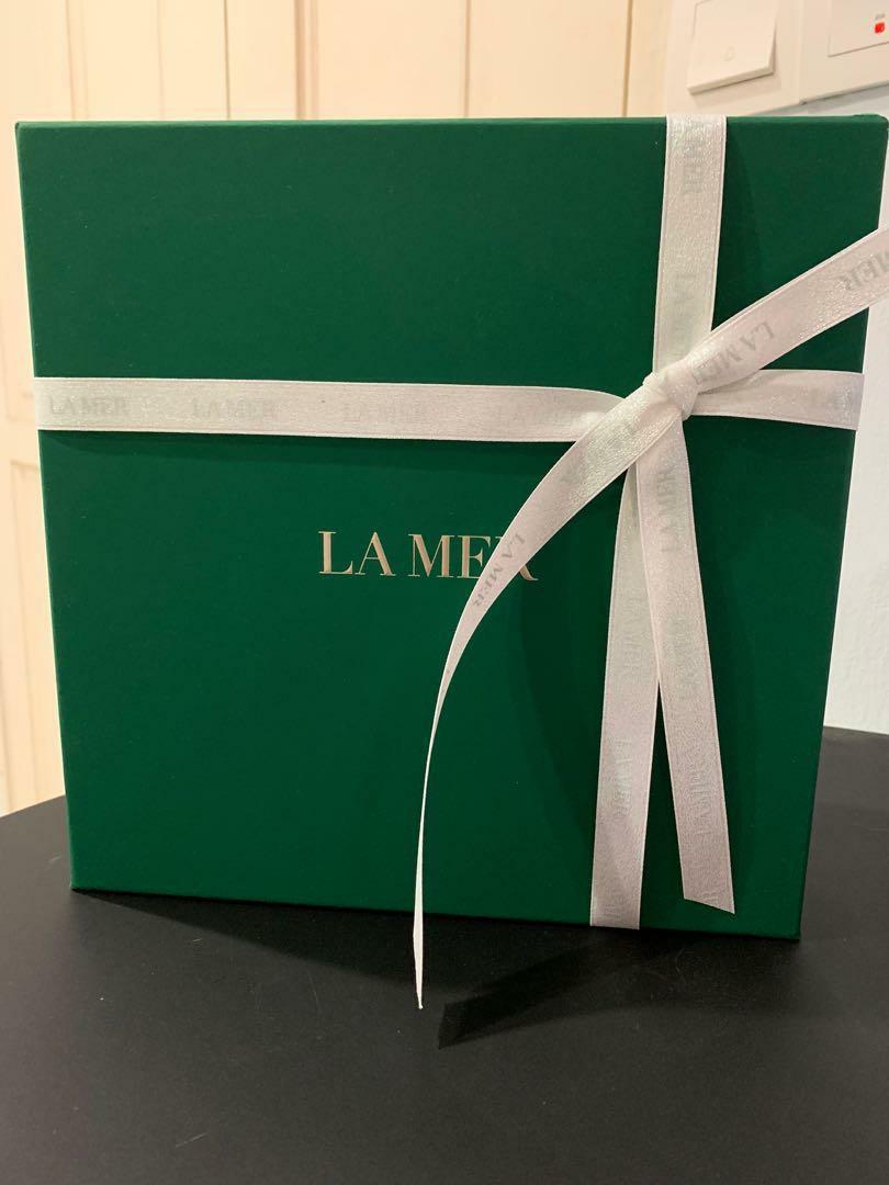 BOX LAMER WITH RIBBON, Serba Serbi di Carousell