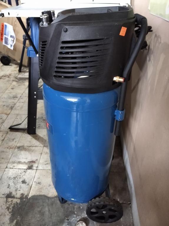 Ferrex Vertical Air Compressor, Commercial & Industrial, Construction ...