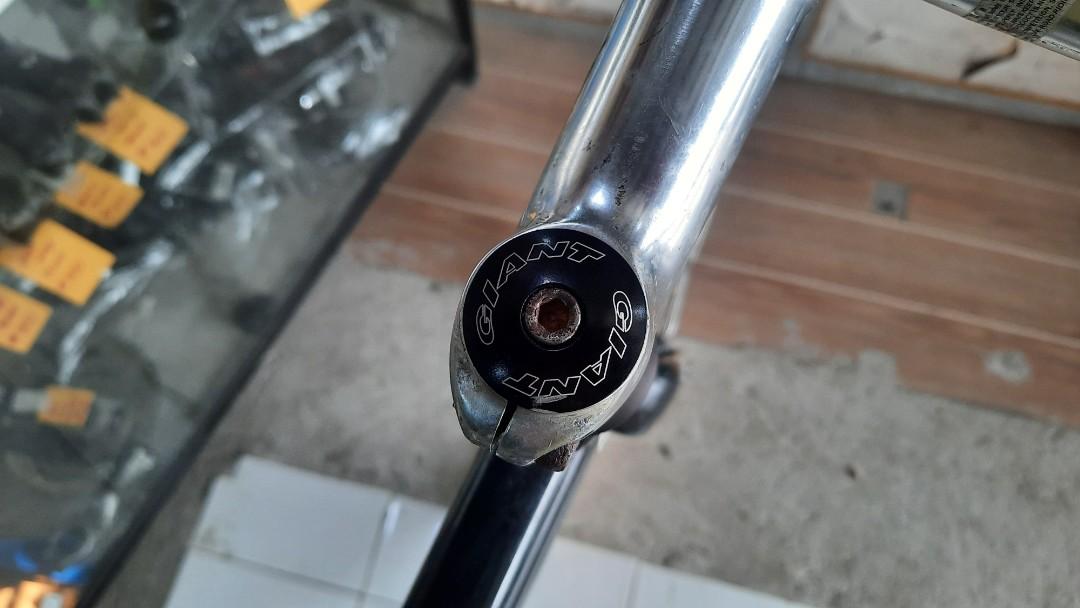Giant Fixed Gear, Sports Equipment, Bicycles & Parts, Bicycles on Carousell
