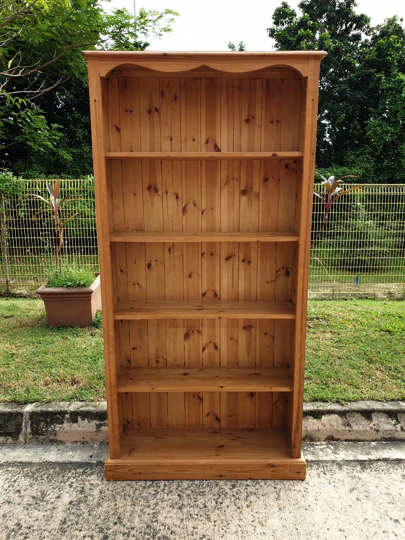 Pinewood Bookshelf, Furniture & Home Living, Furniture, Shelves ...