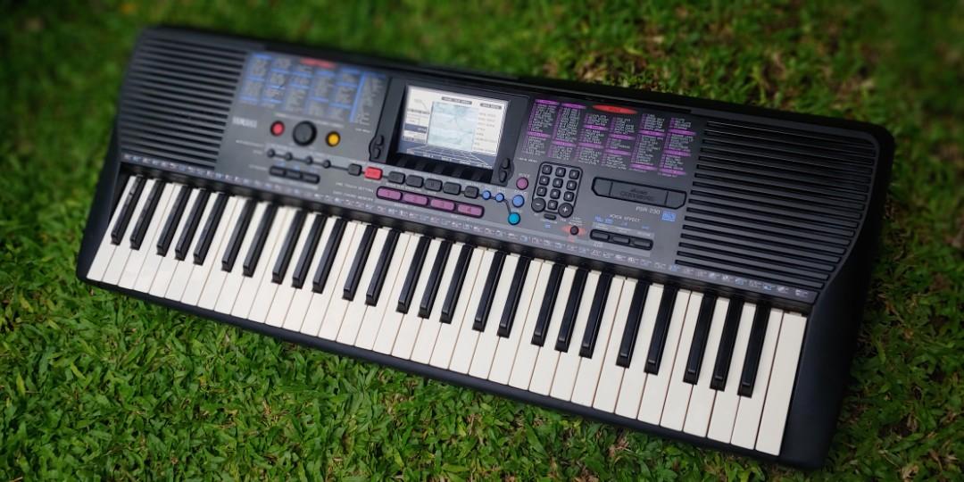 Yamaha Portatone PSR-230 61-Key Portable Keyboard, Hobbies & Toys ...