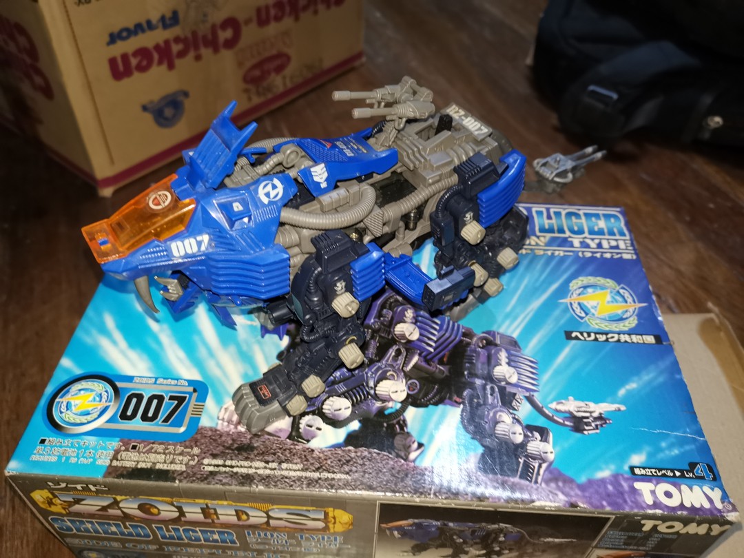 Zoids Shield Liger - complete - dead motor, Hobbies & Toys, Memorabilia ...