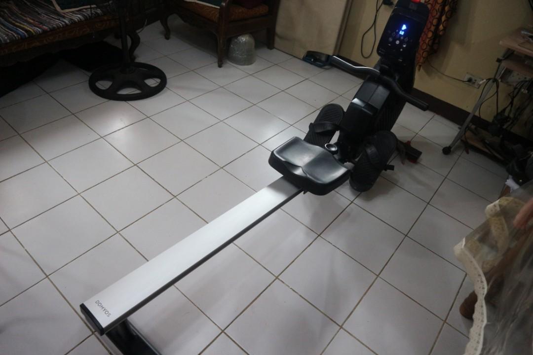 DOMYOS Smart Rowing Machine 500, Sports Equipment, Exercise & Fitness ...