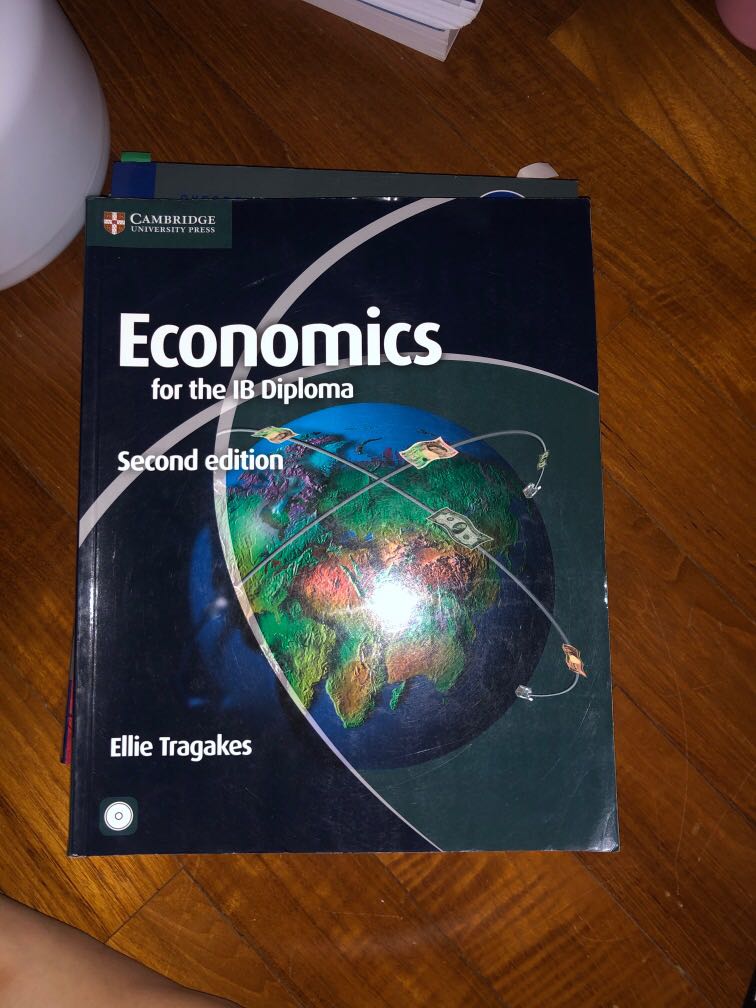 Economics for the IB Diploma Ellie Tragakes, Hobbies & Toys, Books ...