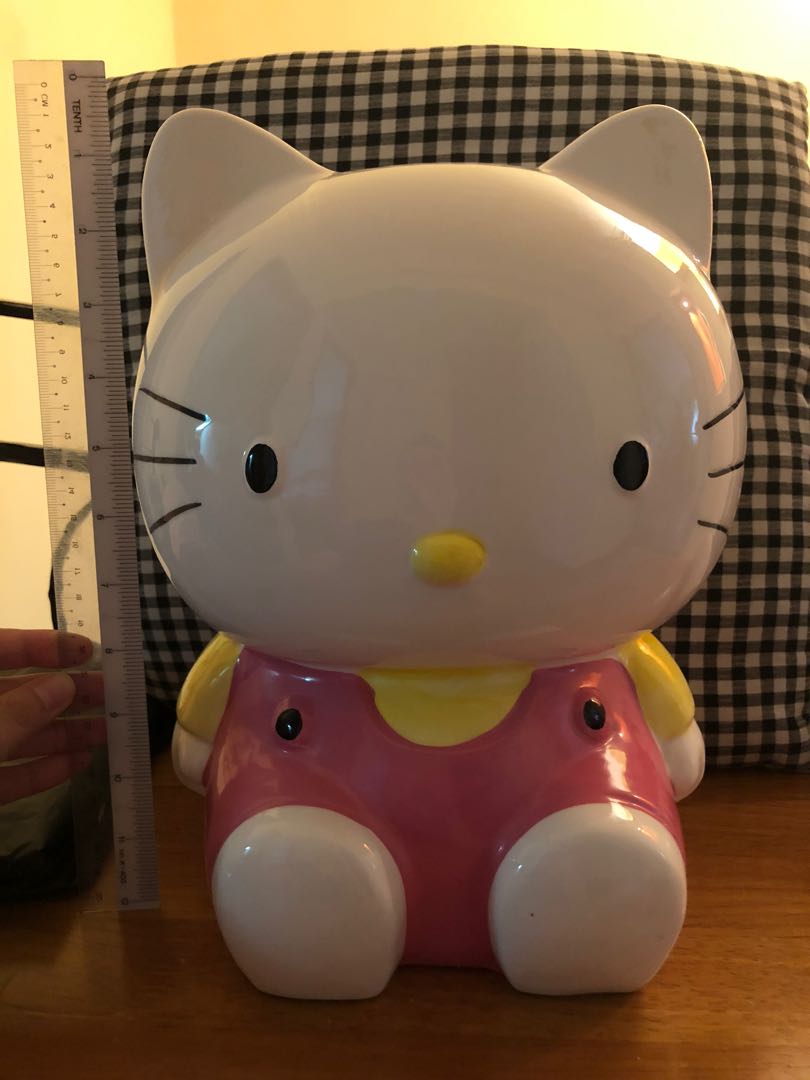 Hello kitty piggy bank, Hobbies & Toys, Toys & Games on Carousell