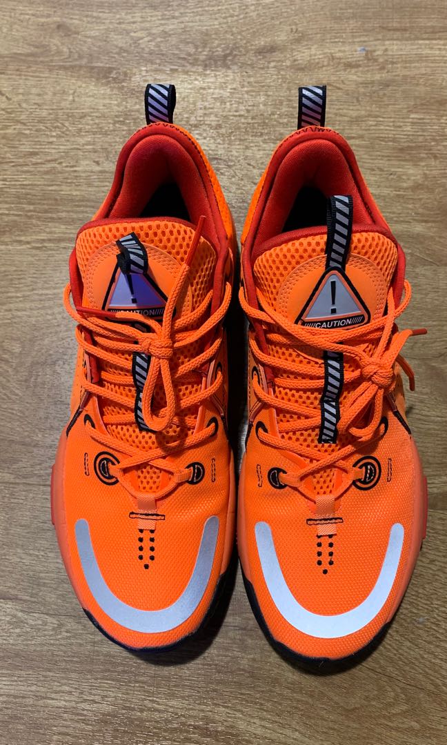 Lining All City 9 Caution, Men's Fashion, Footwear, Sneakers on Carousell