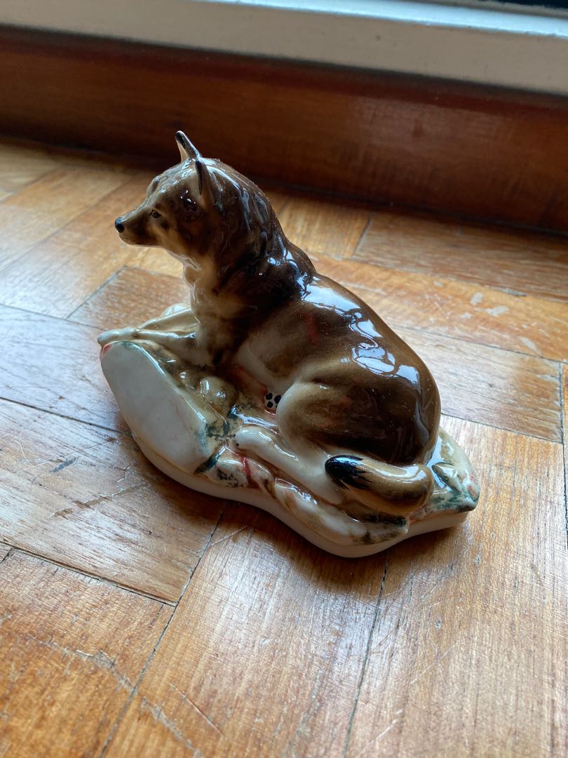 Mountain Wolf, Hobbies & Toys, Memorabilia & Collectibles, Vintage ...