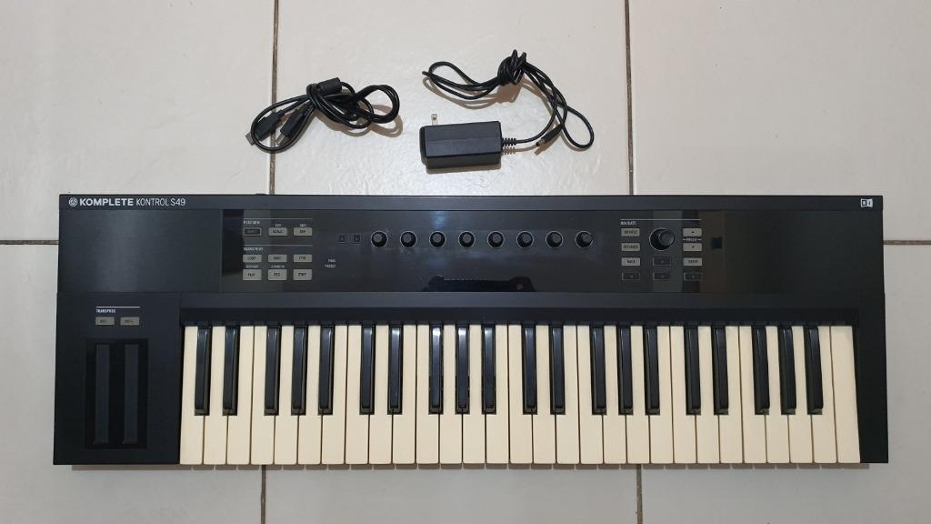 Native Instruments Komplete Kontrol S49 Mk1, Hobbies & Toys, Music ...