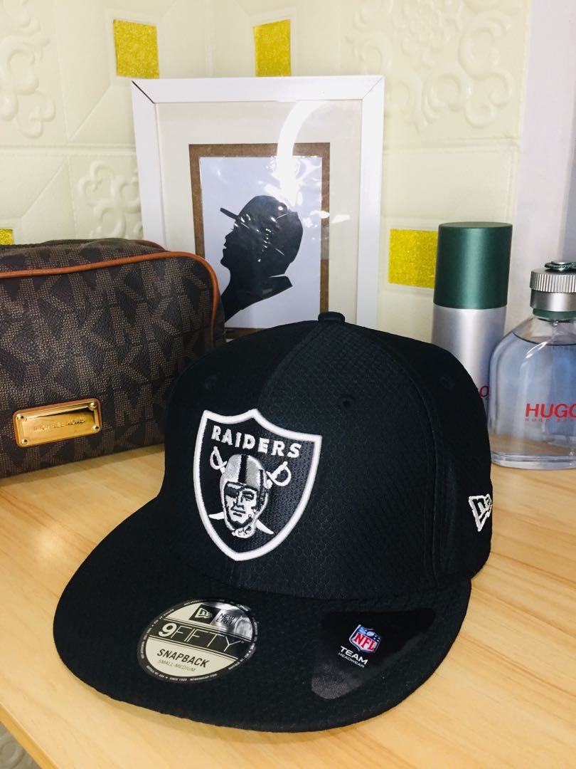 ORIGINAL RAIDER CAP, Men's Fashion, Watches & Accessories, Caps & Hats ...