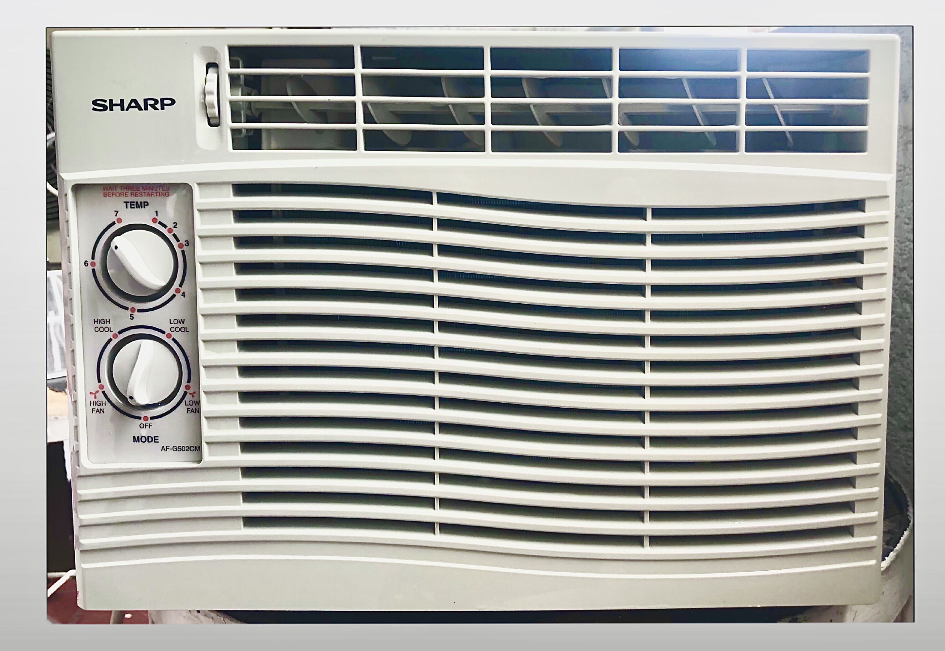 Sharp Aircon 0.5HP window type, TV & Home Appliances, Air Conditioning ...