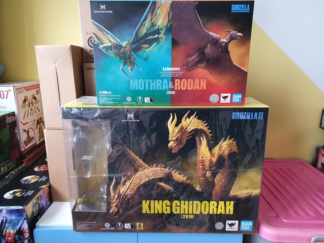 SHM king Ghidorah, Mothra & Rodan, Hobbies & Toys, Toys & Games on ...