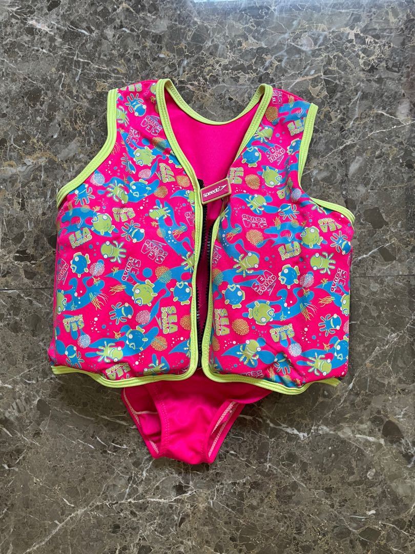 Speedo Swimming Float, Babies & Kids, Babies & Kids Fashion on Carousell