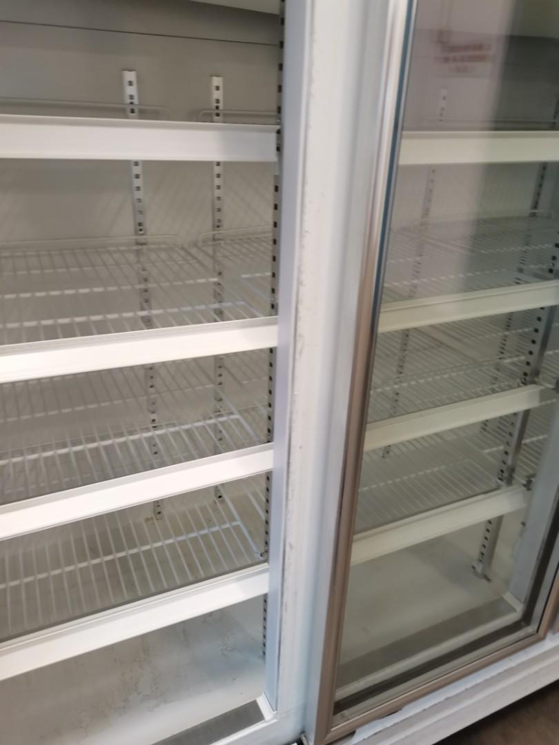 Used 3 door upright chiller / 3 glass door chiller / beverage chiller ...